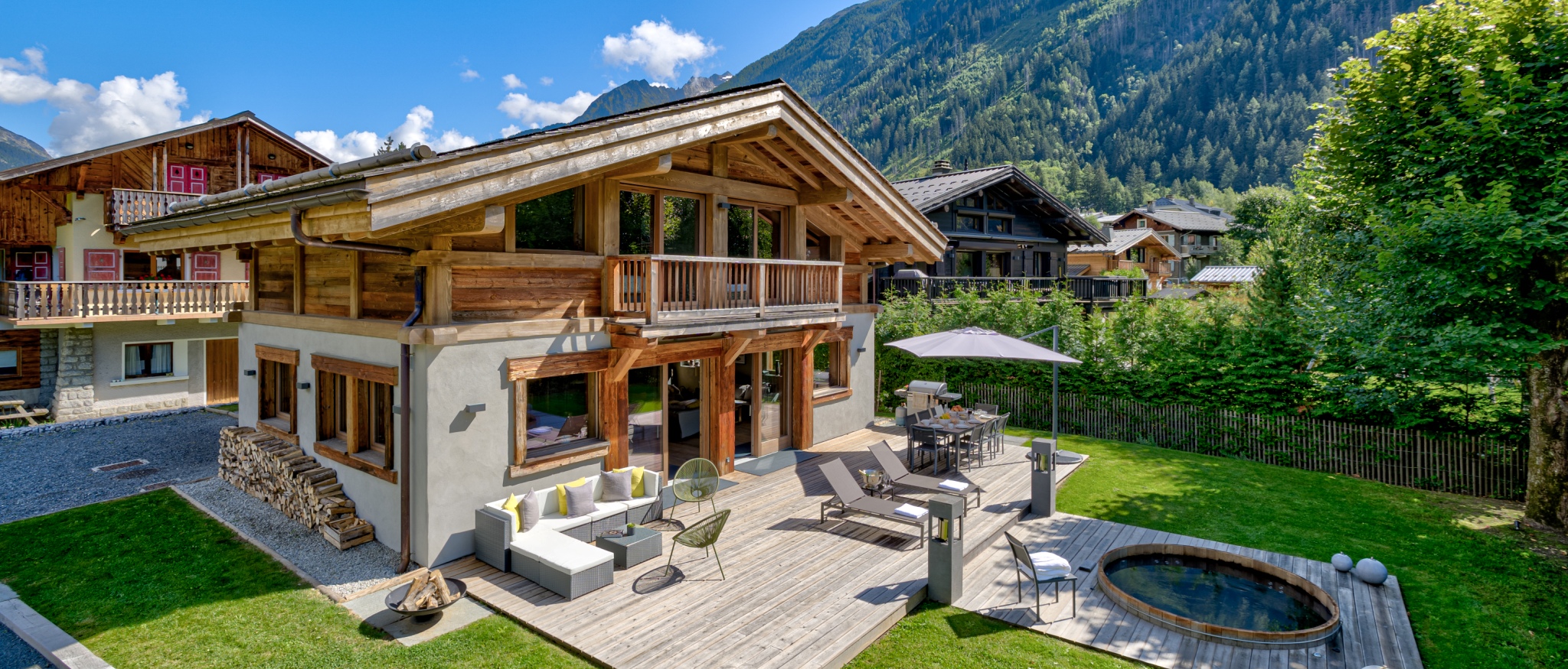 Property Sales & Holiday Rentals: Mountain Base
